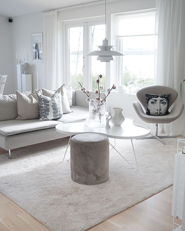 Viehättävä valkoinen sisustus - Koti ja sisustus